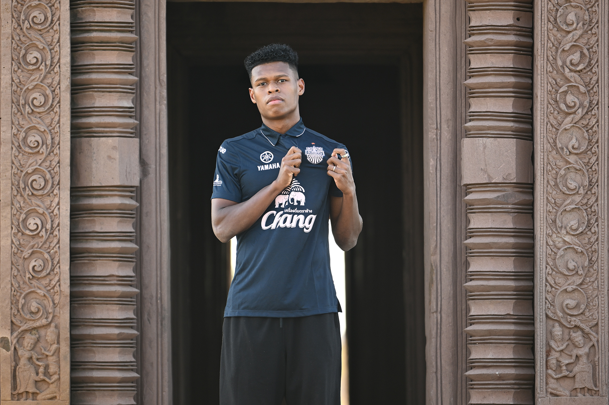 Buriram United › OFFICIAL!!! ปราสาทสายฟ้า เปิดตัว Jefferson Tabinas เซ็นเตอร์แบ็ก สัญชา…